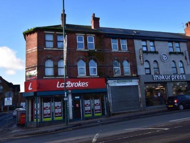 2 bedroom flat for rent in Radford Road, Nottingham, NG7