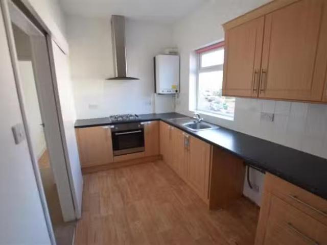 2 bedroom flat for rent in Radford Road, Radford, Coventry, CV6