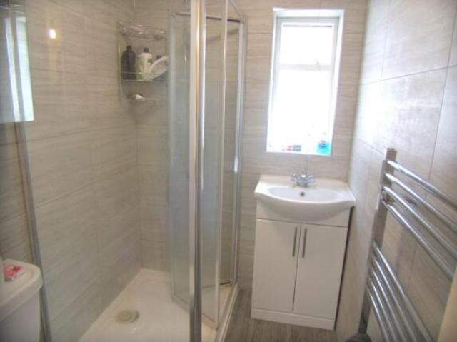 2 bedroom flat for rent in Radley Mews, London, W8