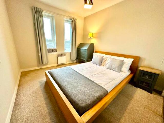 2 bedroom flat for rent in Raeberry Street, Kelvinbridge, Glasgow, G20