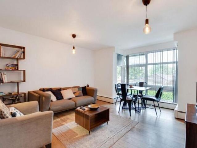 2 bedroom flat for rent in Ratcliffe Court, Stoneygate, Leicester, LE2