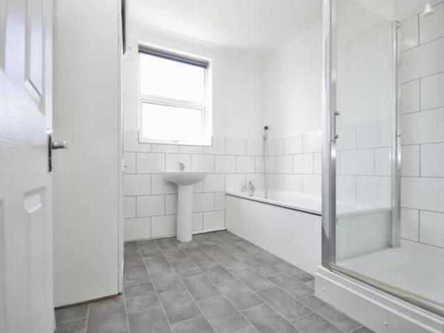 2 bedroom flat for rent in Ravensbourne Road Bromley BR1