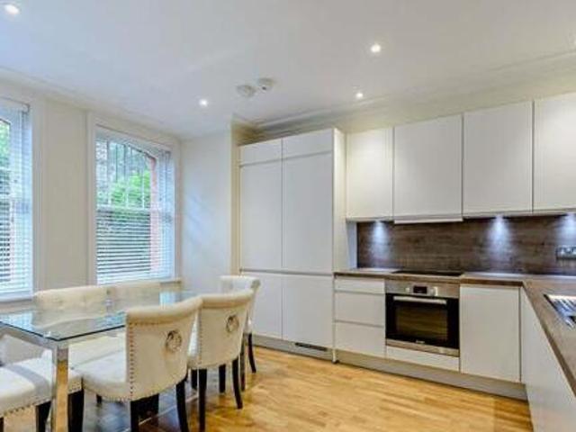 2 Bedroom Flat For Rent In Ravenscourt Park, London