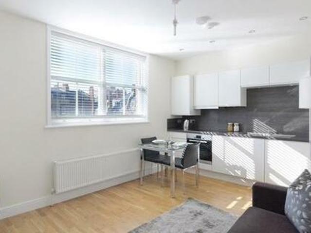 2 Bedroom Flat For Rent In Ravenscourt Park