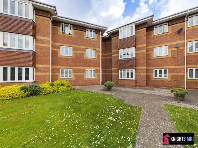 2 bedroom flat for rent in Renaissance Court, Green Lane, CV3