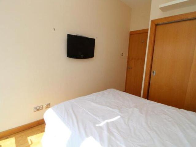 2 bedroom flat for rent in Renfrew Street, Glasgow, G3