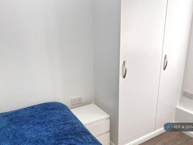 2 Bedroom Flat For Rent In Reading
