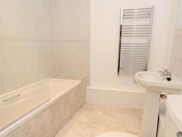 2 Bedroom Flat For Rent In Reading
