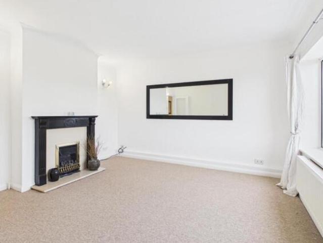 2 bedroom flat for rent in Reba Court, Tye Close, Saltdean, Brighton, BN2