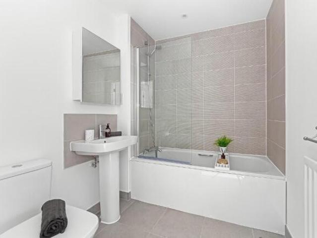 2 bedroom flat for rent in *Receive discounted rent for 6 months! * Rooks Corner, Milton Keynes, Buckingha, MK5