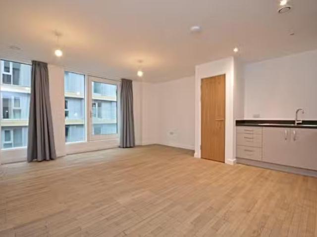2 bedroom flat for rent in Redcliff Street, Bristol, BS1