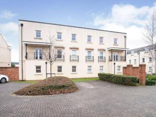 2 bedroom flat for rent in Redmarley Road Cheltenham GL52