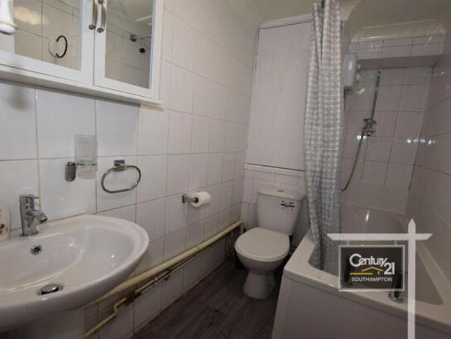 2 bedroom flat for rent in |Ref: R203497|, Northam Road, Southampton, SO14 0PA, SO14