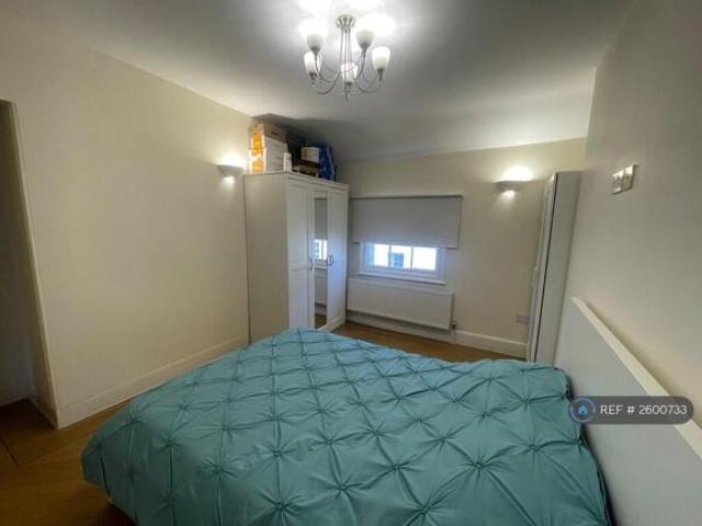 2 bedroom flat for rent in Regent St, Leamington Spa, CV32