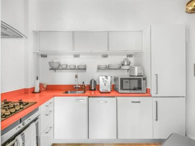 2 bedroom flat for rent in Regents Park Road, Primrose Hill, NW1
