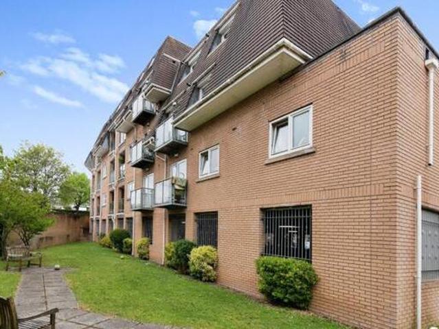 2 Bedroom Flat For Rent In Rhydypenau Road
