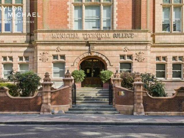 2 bedroom flat for rent in Richmond Terrace, Brighton, BN2