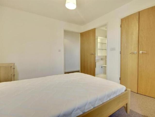 2 bedroom flat for rent in Richmond Corner, Bonfire Corner, Portsmouth, PO1