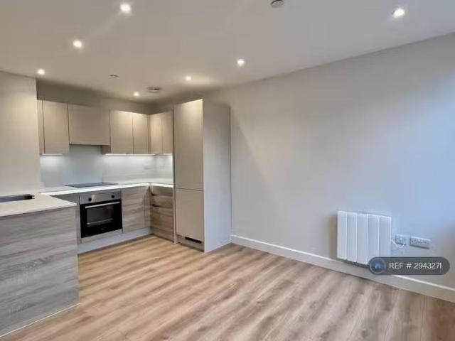 2 bedroom flat for rent in Richmond House, Bournemouth, BH2