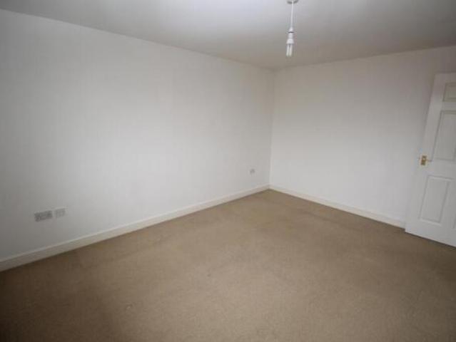 2 bedroom flat for rent in Richmond Meech Drive, Kennington, Ashford, Kent, TN24