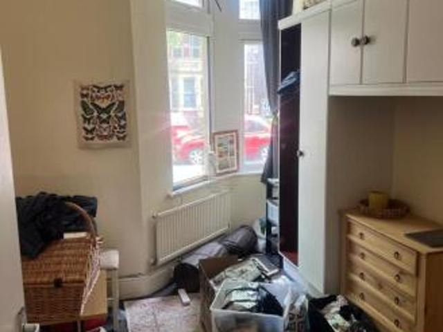 2 bedroom flat for rent in Richmond Road, Roath, Cardiff, CF24