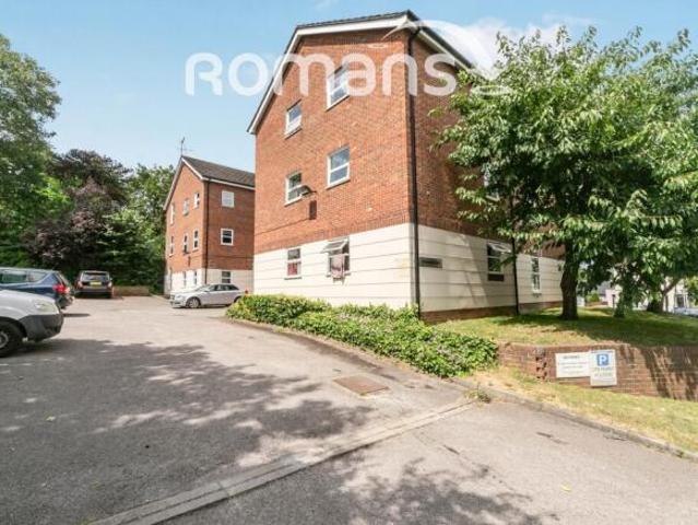 2 bedroom flat for rent in Ridgeborough Court, Castle Hill, Reading, RG1