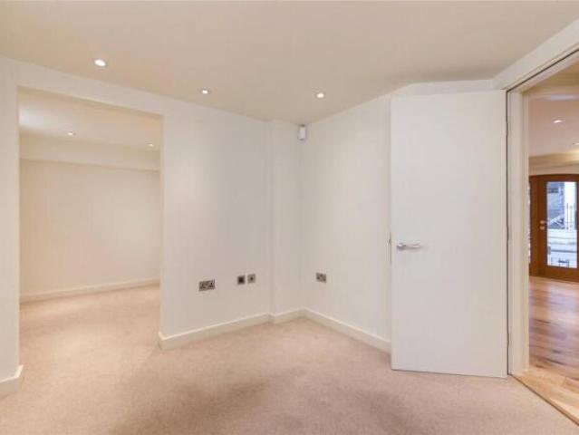 2 bedroom flat for rent in Ridgmount Street, Fitzrovia, WC1E