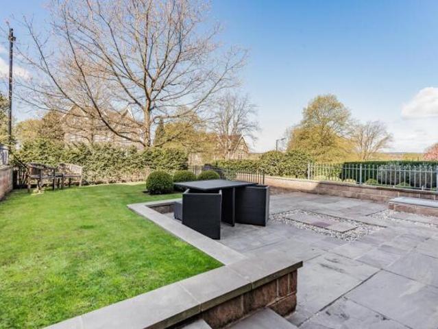 2 bedroom flat for rent in Ripon Road, Harrogate, North Yorkshire, HG1