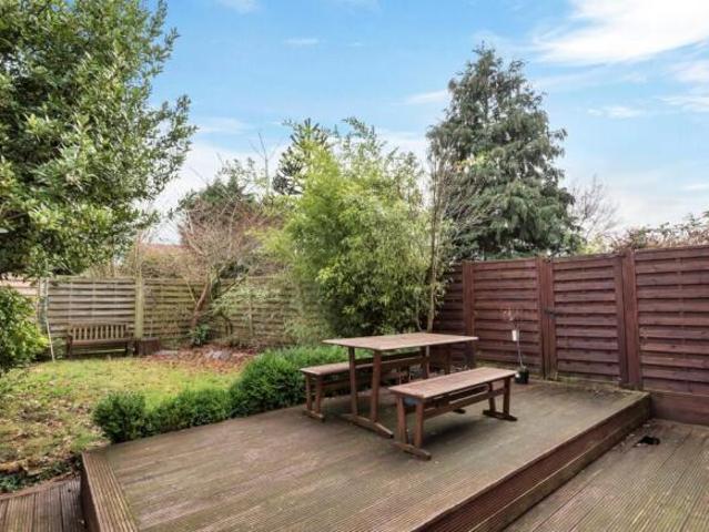 2 bedroom flat for rent in Rodway Road Bromley BR1