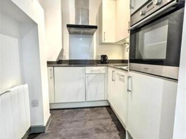 2 bedroom flat for rent in Rodney Place, Bristol, BS8