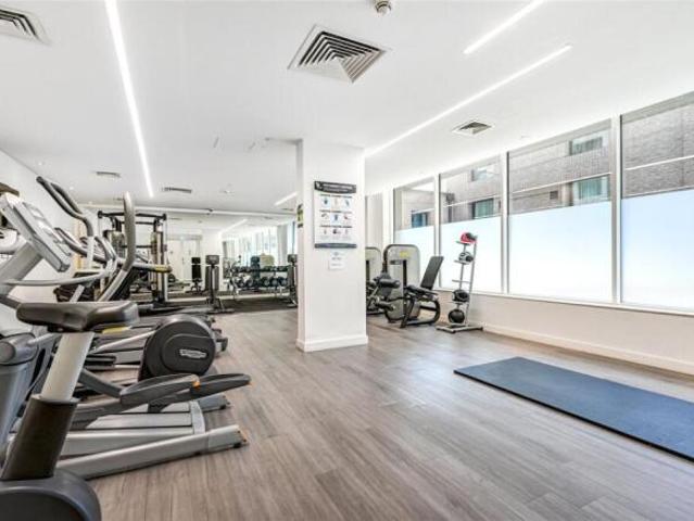 2 bedroom flat for rent in Rosamond House, 4 Elizabeth Court, SW1P