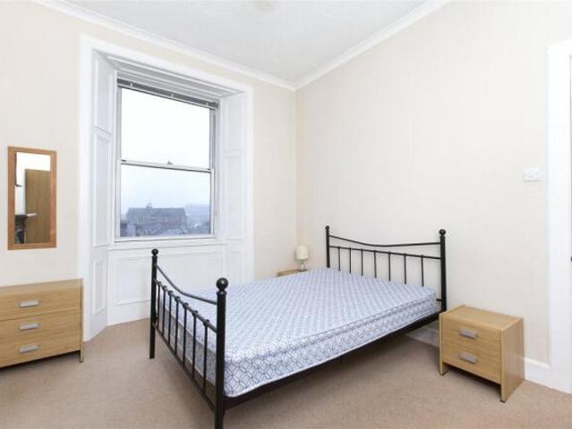 2 bedroom flat for rent in Roseburn Place, Edinburgh, EH12