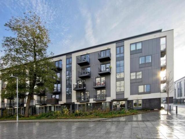 2 bedroom flat for rent in Rosefield, Finsbury Park, London, N4