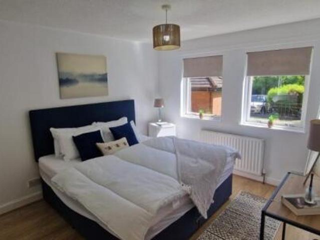 2 bedroom flat for rent in Rosevale Street, Glasgow, G11