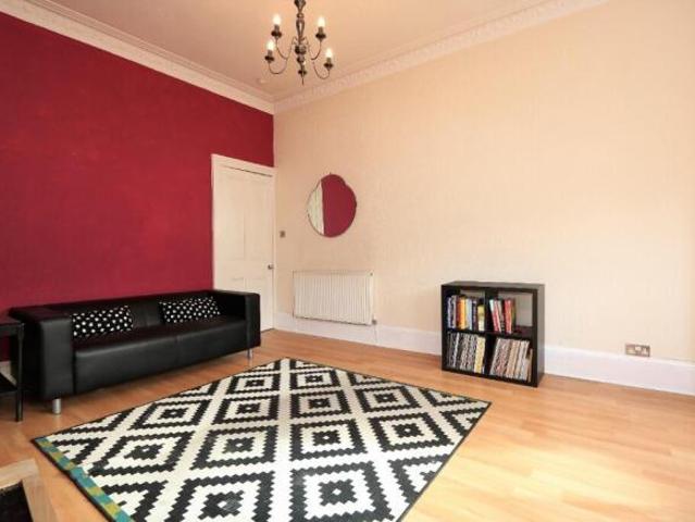 2 bedroom flat for rent in Roslea Drive, Glasgow, G31