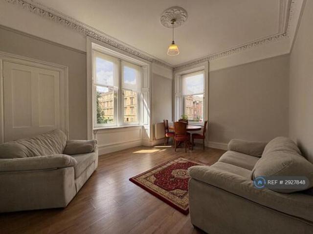 2 bedroom flat for rent in Roslea Drive, Glasgow, G31
