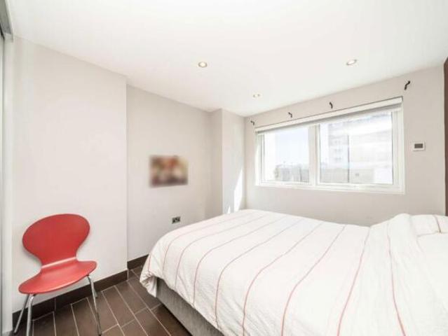 2 bedroom flat for rent in Rotherhithe Street, Rotherhithe, SE16