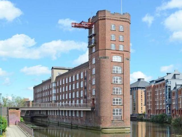 2 bedroom flat for rent in Rowntree Wharf, Navigation Road, York, YO1