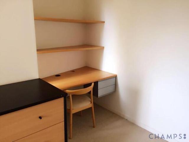 2 bedroom flat for rent in Roy Square, Water Garden, London, E14