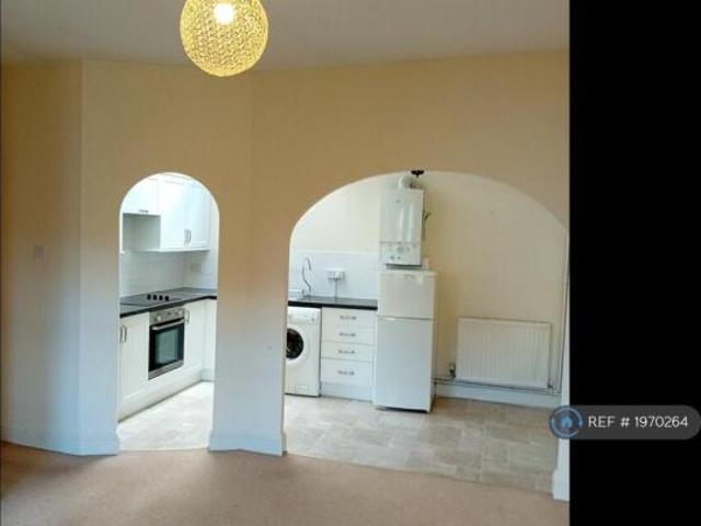 2 bedroom flat for rent in Royael Mews, Cheltenham, GL50