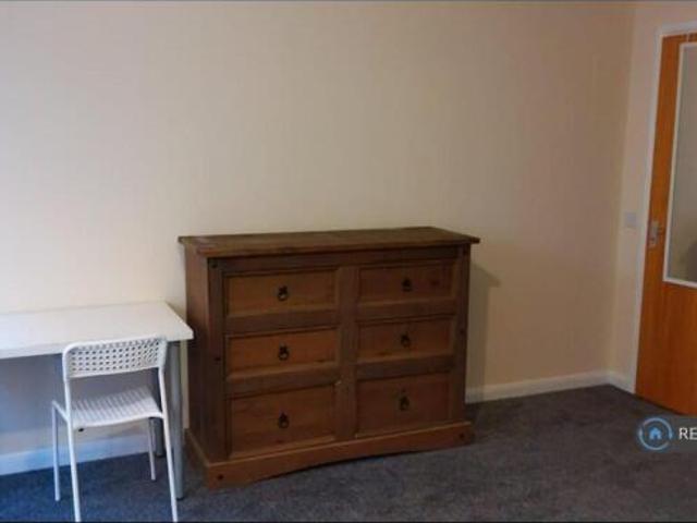 2 bedroom flat for rent in Royal Victoria Court, Nottingham, NG7