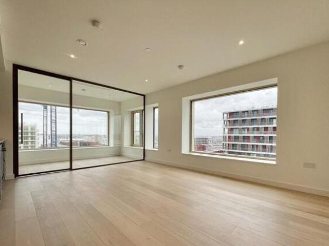 2 Bedroom Flat For Rent In Royal Wharf, London