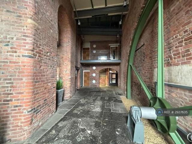 2 bedroom flat for rent in Royal Mills, Manchester, M4
