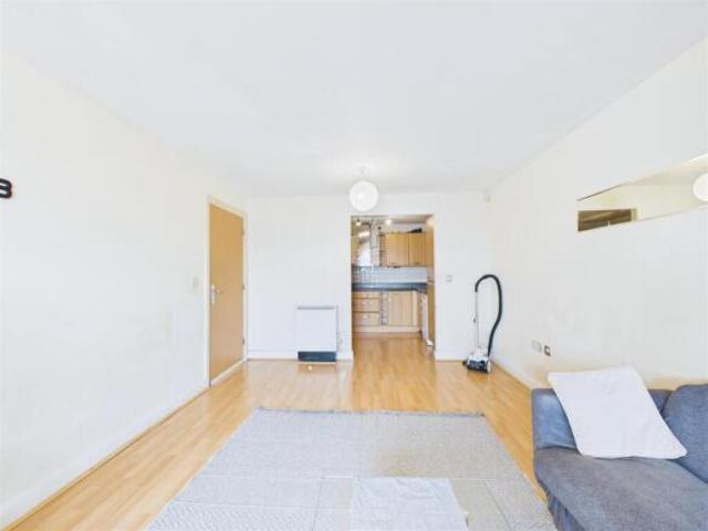 2 bedroom flat for rent in Royal Plaza, 1 Eldon Street, Sheffield, S1