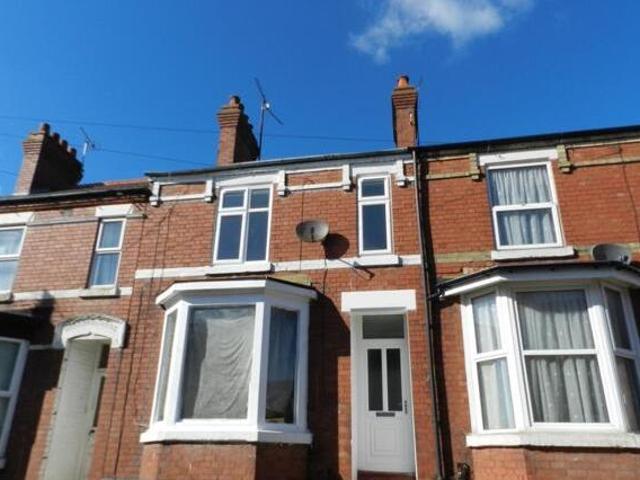 2 Bedroom Flat For Rent In Rushden, Northamptonshire
