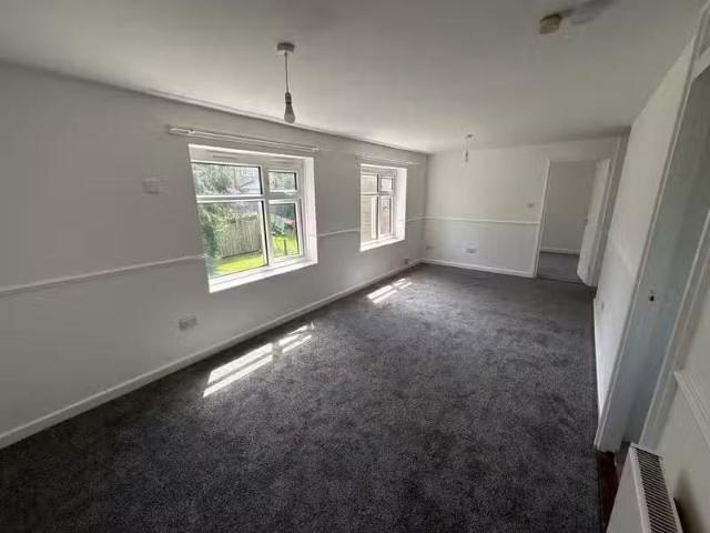2 bedroom flat for rent in Rushy Piece, Birmingham B32