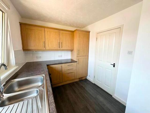 2 bedroom flat for rent in Russell Place, East Kilbride, Glasgow, G75