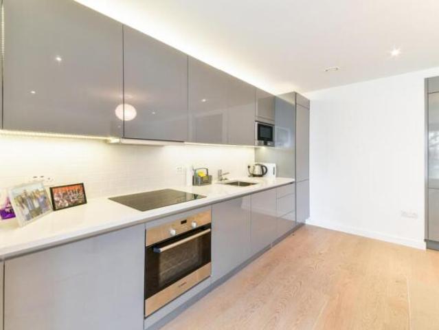 2 bedroom flat for rent in Rutherford Heights, Rodney Road, Elephant And Castle, London, SE17