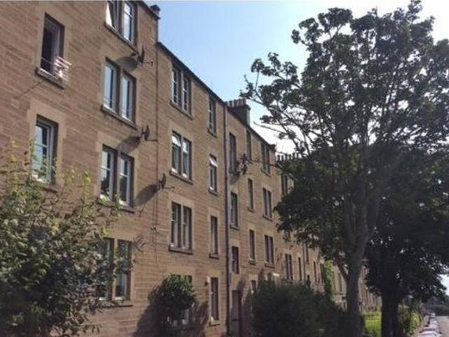2 bedroom flat for rent in Scott Street DUNDEE DD2