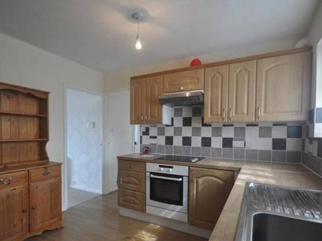 2 bedroom flat for rent in School Lane Higham ME3